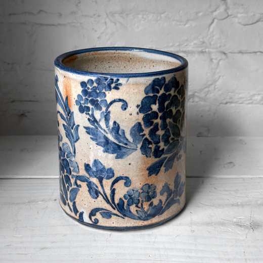 Amanda Moffat Canister Vase (2-2)