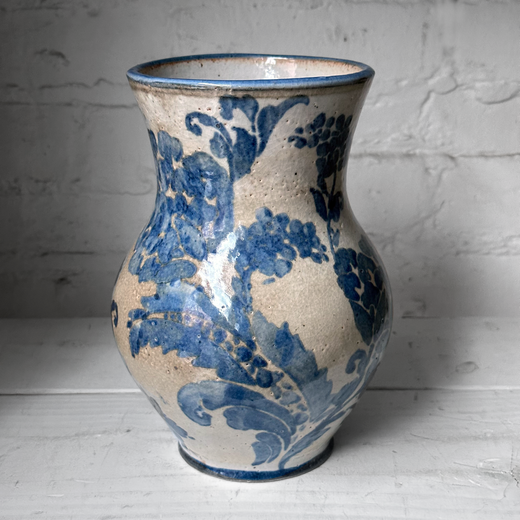 Amanda Moffat Large Curvy Vase (2-4)