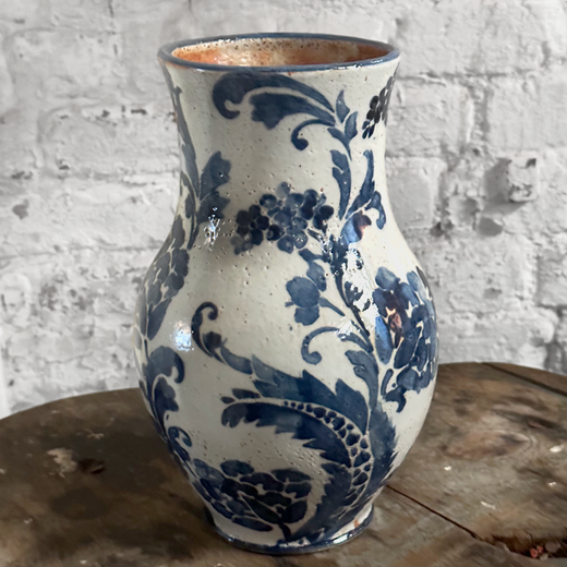 Amanda Moffat 10" Curved Vase