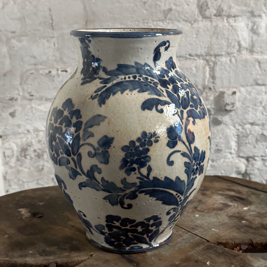 Amanda Moffat 10" Curved Vase